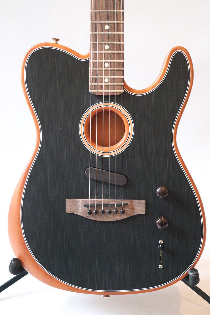 Fender Acoustasonic – The Guitar Colonel