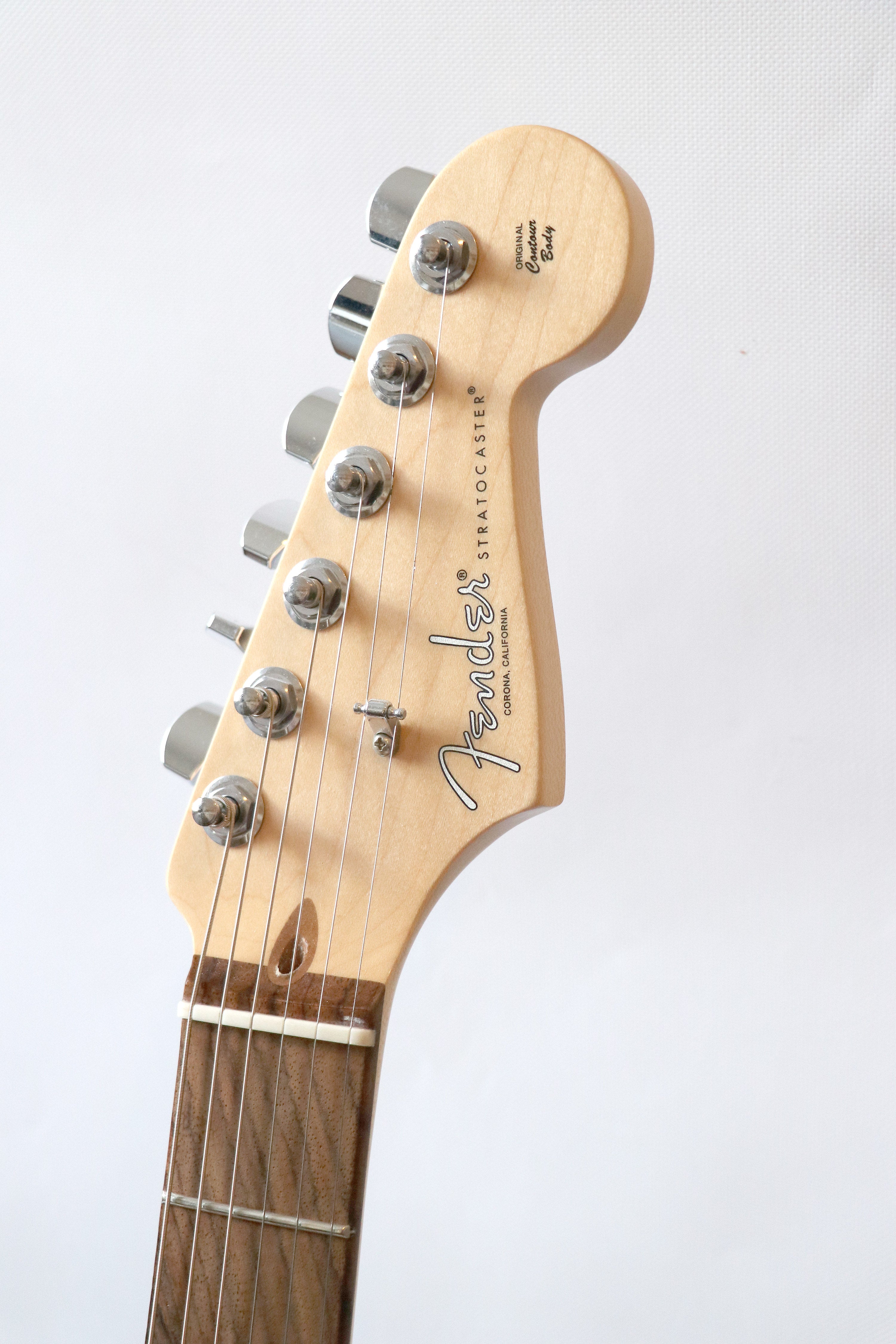 Fender Stratocaster Professional 2019 – The Guitar Colonel